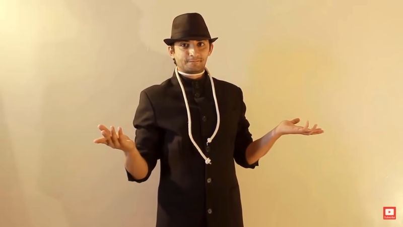 紐（ひも）を使った簡単マジック『首をすり抜けるロープ』のやり方